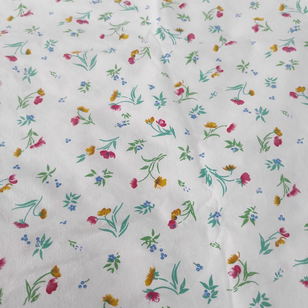 Small Print Fabric Tulip Cottage Fabric Curtain Fabric Quilting ...