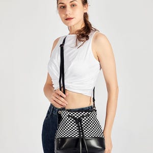 Black White Checkered Mini Bucket Bag, Racing Check Handbag Purse Women ...