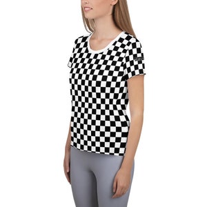 Checkered Black White Women Workout Shirt, Checker Gingham Check Retro ...