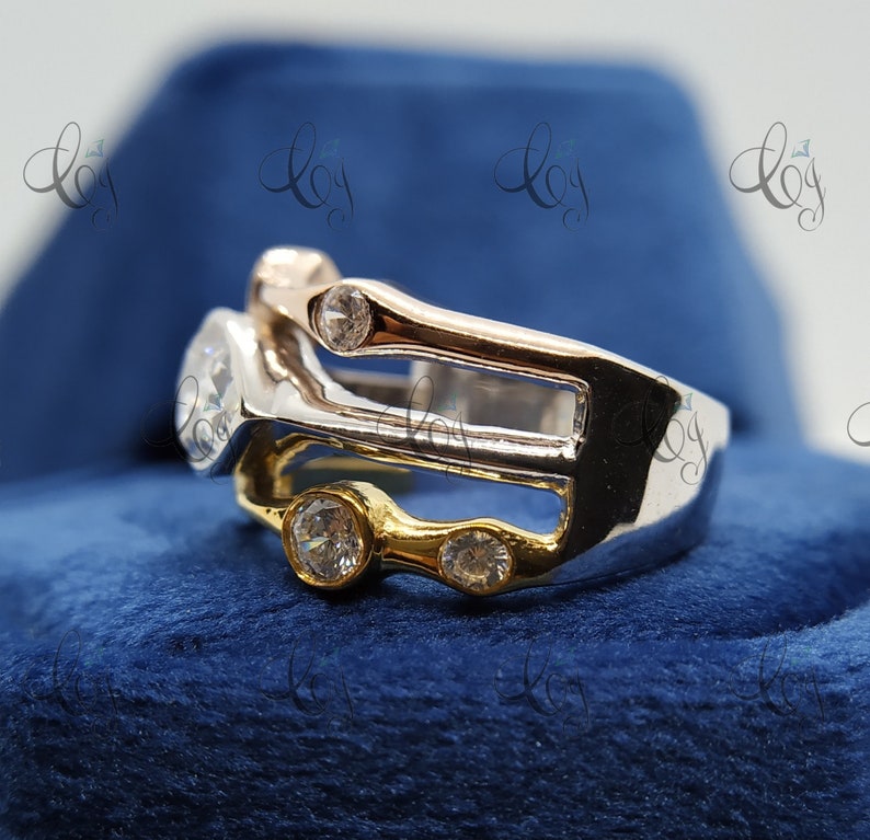 Beautiful Horizontal Bezel Set Pear Shape Engagement Wedding Ring Three ...
