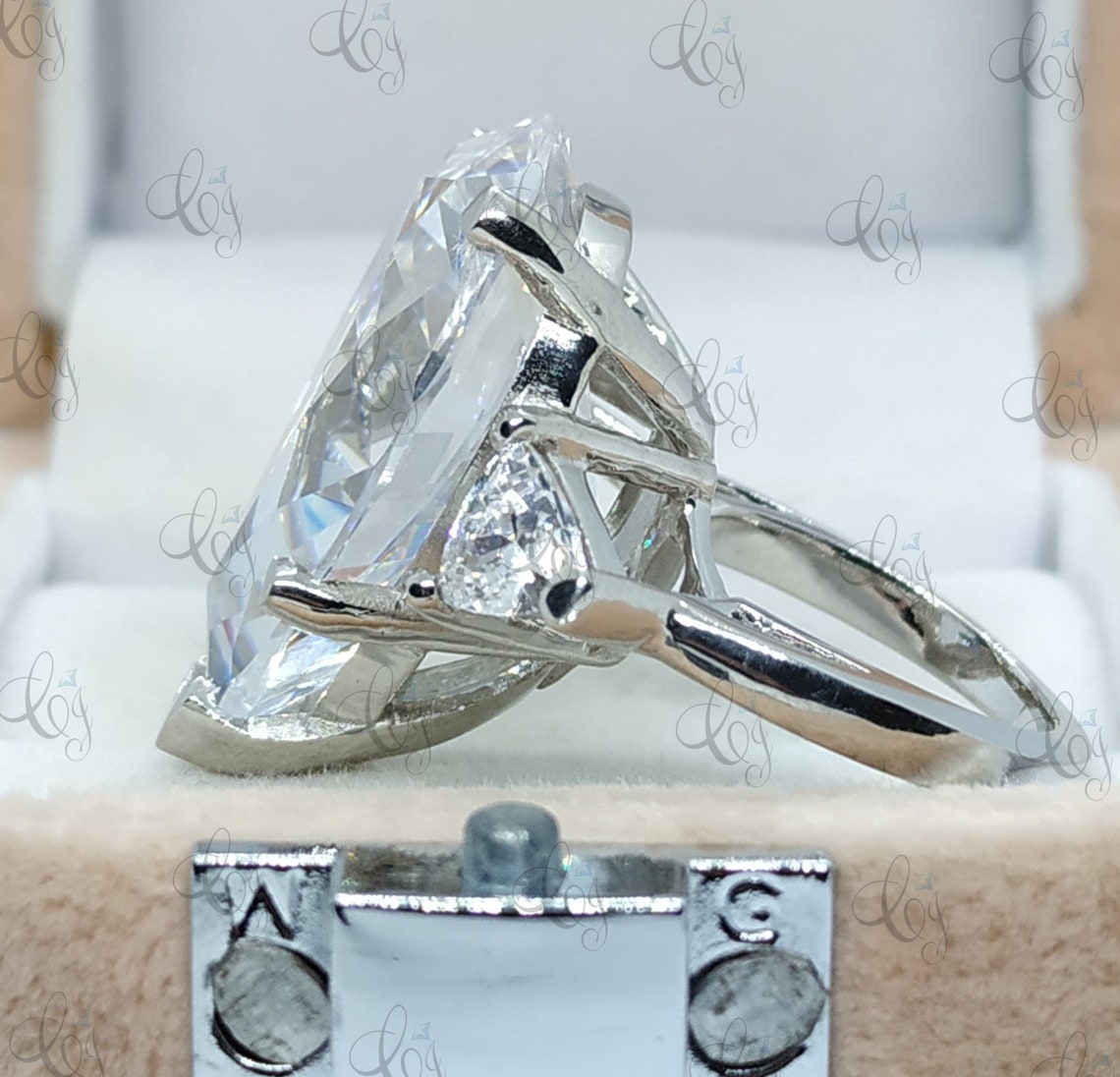 Large Pear Shaped Solitaire Cocktail Ring 55 CT Pear - Etsy