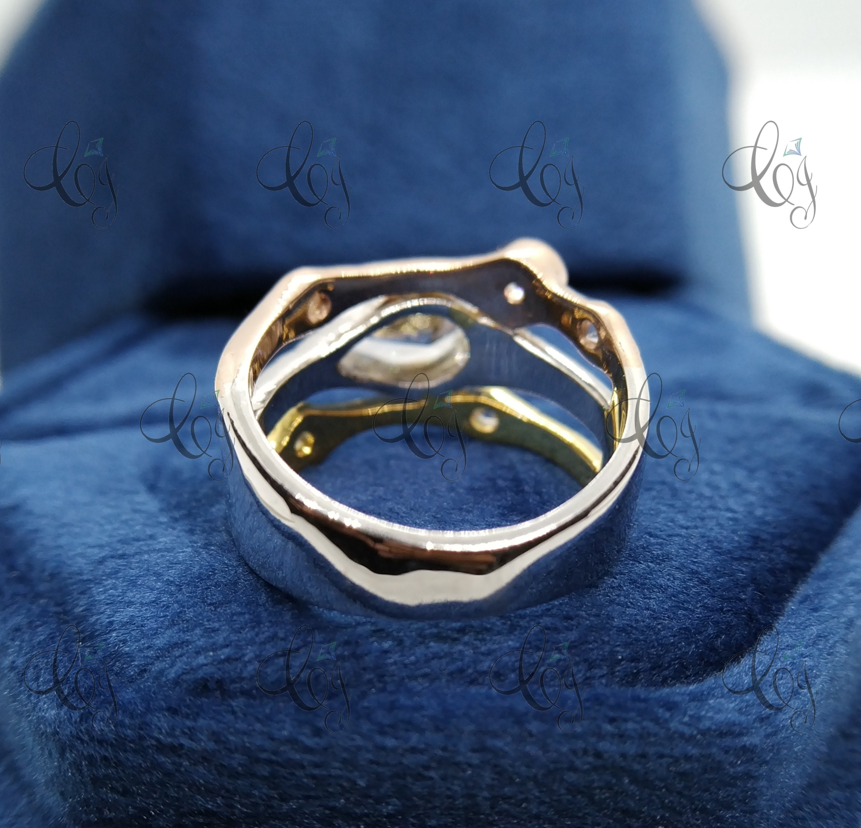 Beautiful Horizontal Bezel Set Pear Shape Engagement Wedding Ring Three ...