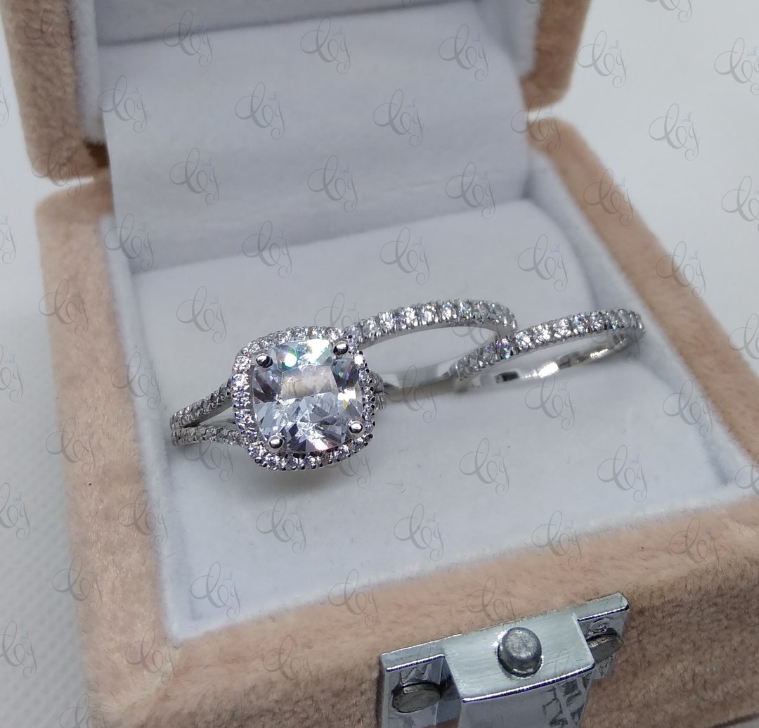 Dazzling 2.98 CT Cushion Cut CZ Wedding Engagement Trio Ring Sets in ...