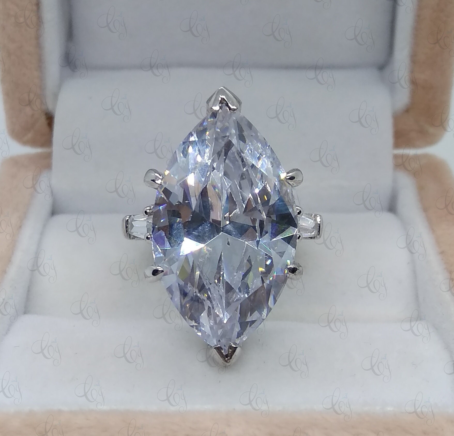 Very Big 70 Ct Marquise Cocktail Party Ring Unique Ring for - Etsy