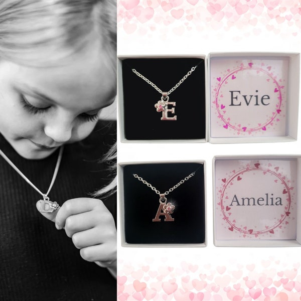 Girls Name Necklace - Etsy