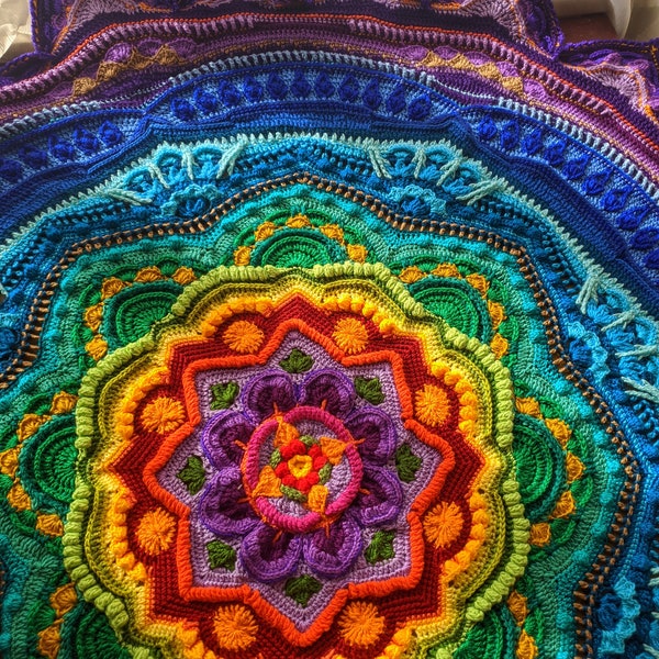 Mandala Afghan - Etsy
