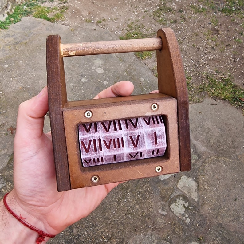 Escape Room Lock "medieval / Roman Numerals" Wooden Padlock, Escape ...