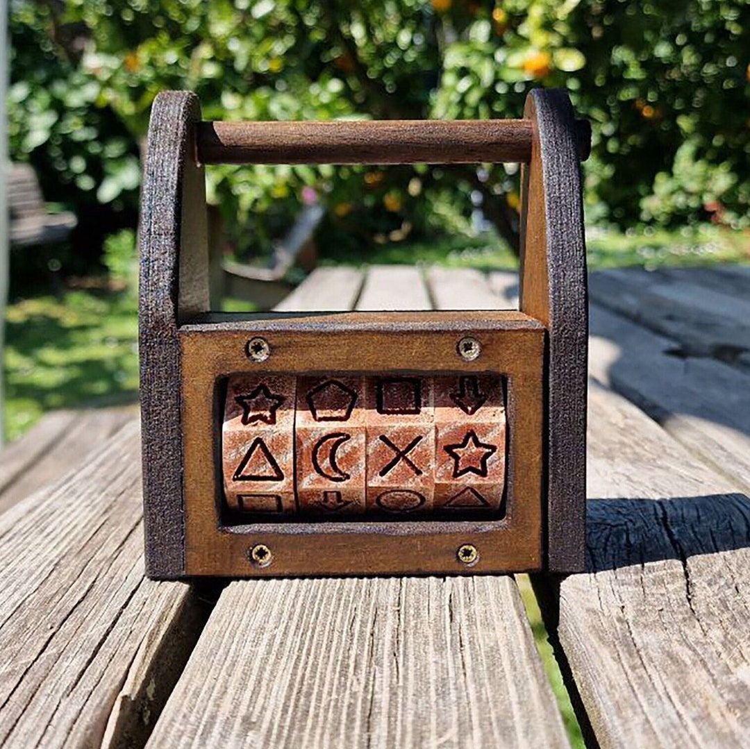 Escape Room Signs Lock SHAPES Puzzle Lock Wooden Padlock, Custom ...