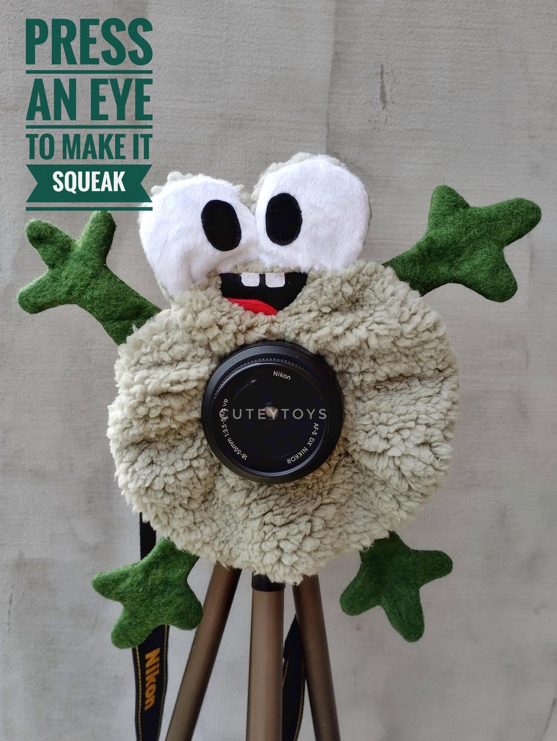 Plush Frog Toy Shutter Hugger Wrap for Camera Photographer's Tools With ...