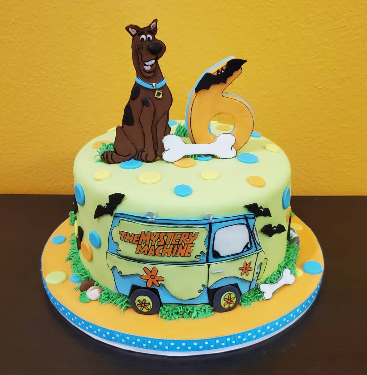 Inspired Scooby Doo Fondant Cake Topper - Etsy UK