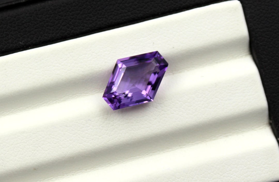 Amethyst Quartz Fancy Lozenge Cut Faceted Gemstones - Loose Gemstones ...