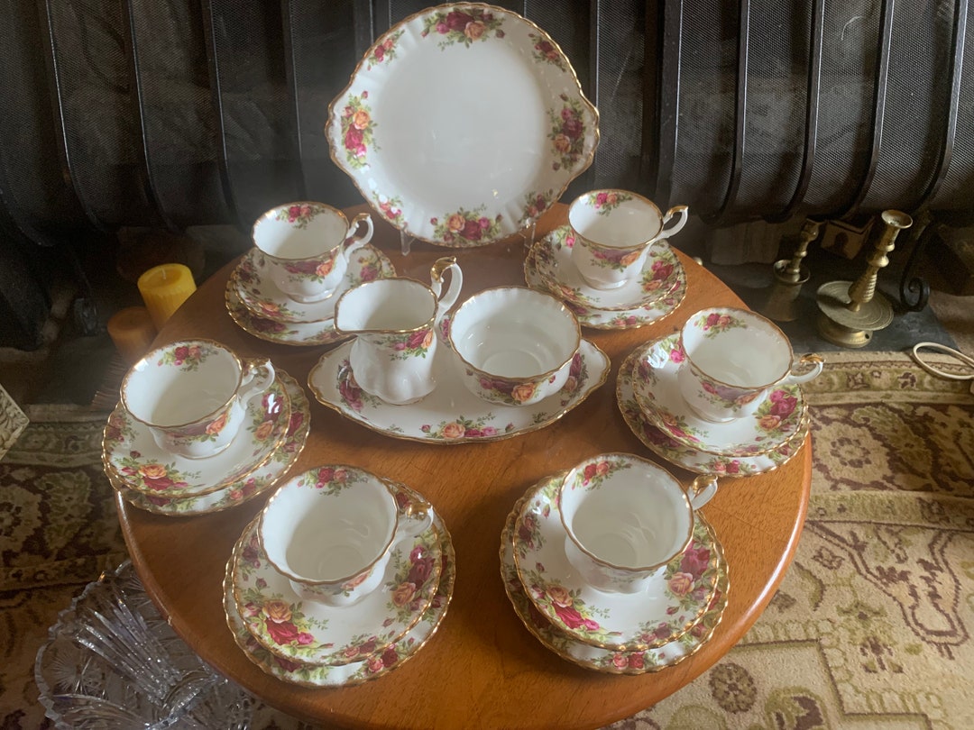 Vintage Royal Albert Old Country Roses 22 Piece Tea Set, Old Country ...