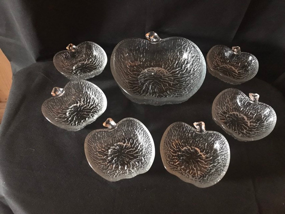 Retro Clear Textured Apple Shaped Glass Set, 7 Pce Apple Dessert Set ...