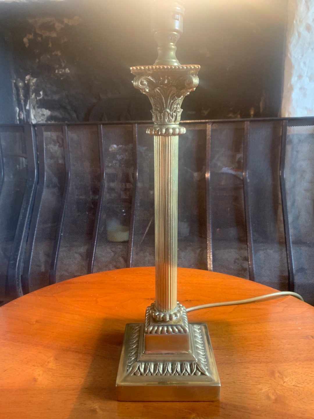 Vintage Brass Corinthian Table Lamp, Solid Brass Corinthian Table Lamp ...
