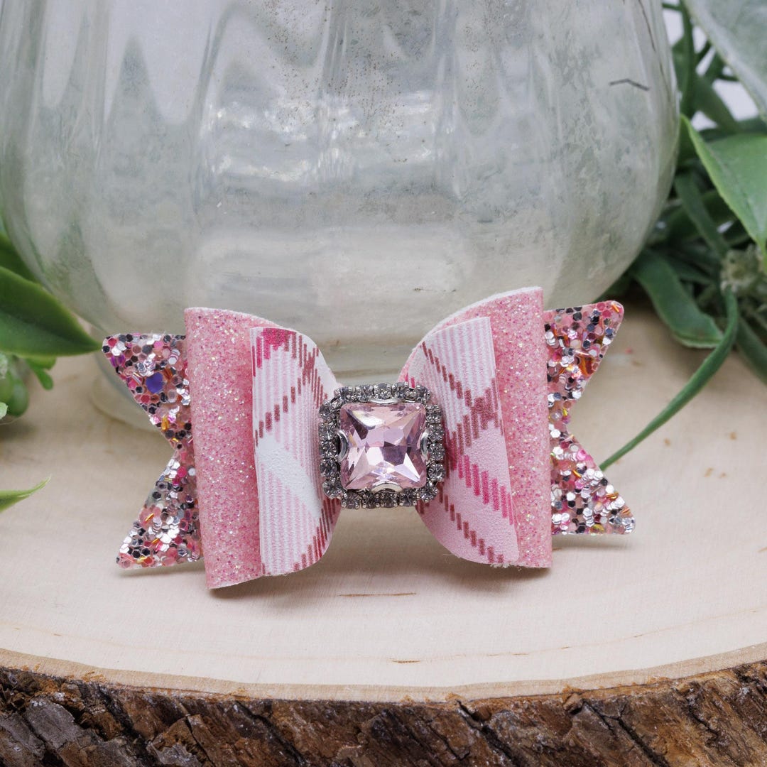 Cute Dog Bows. Fancy Dog Hair Bow With Pink and White. Optional Centers ...