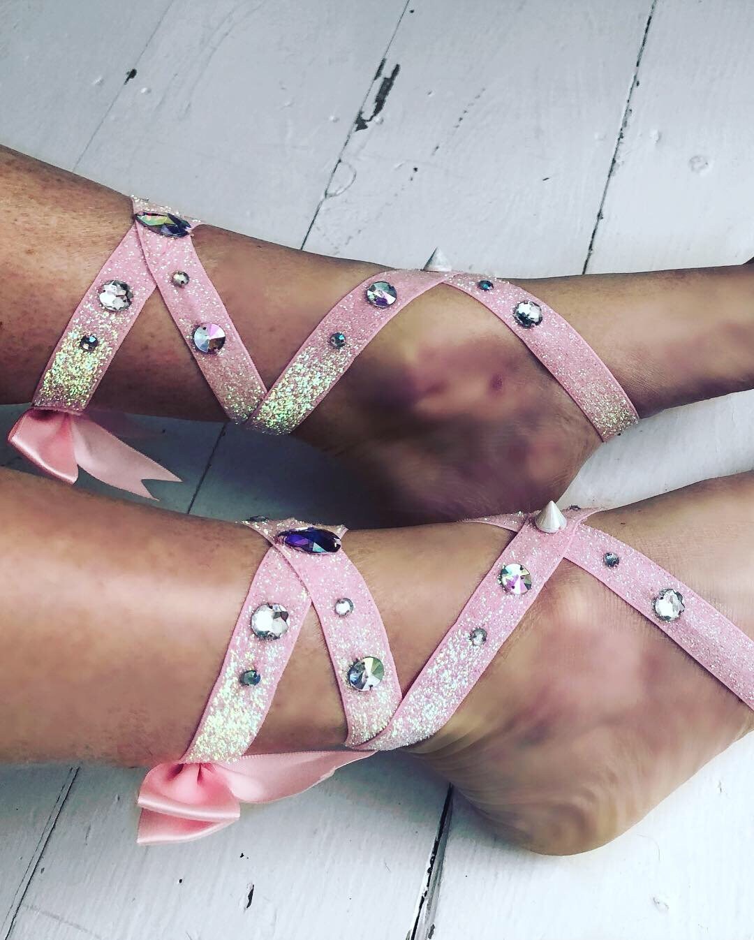 Pink Glitter Iridescent Gem Foot Harness Bow Back Girly Kawaii Style ...