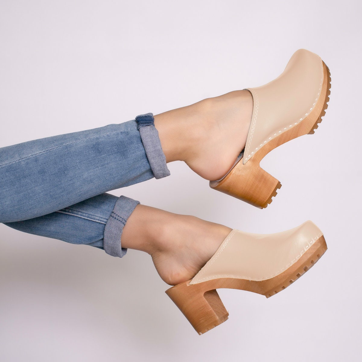 Women clogsSwedish clogsWomen shoesHeel clogsLeather heel | Etsy