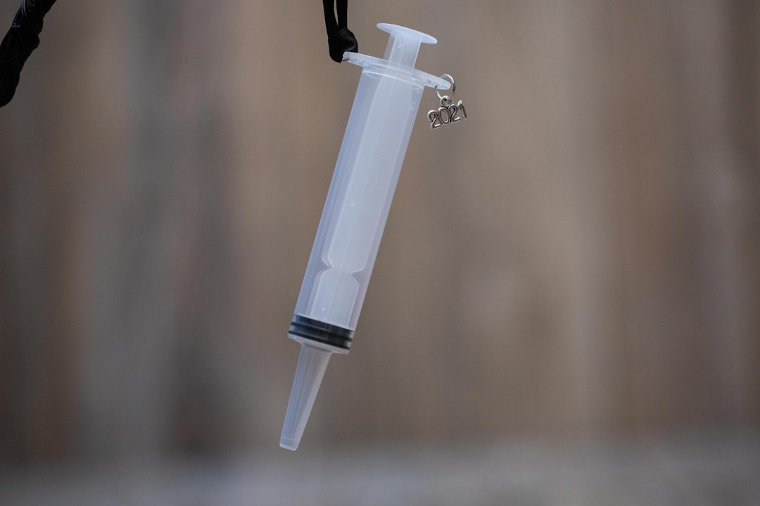 Syringe Ornament 2021, Gag Gift, Customize the Year - Etsy