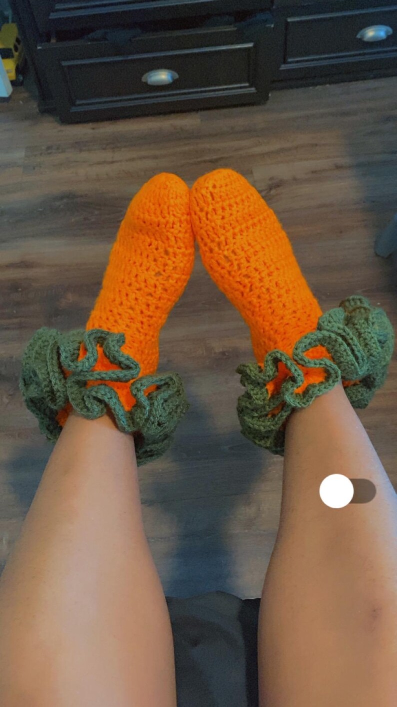 Crochet Ruffle Socks - Etsy