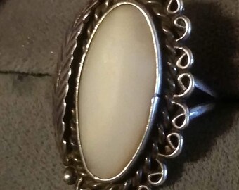 US5/ Moon Face Ring/ Mother of Pearl Ring/ Statement Ring/ Sterling ...
