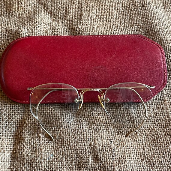 Antique Collectible Eyewear Glasses Gem