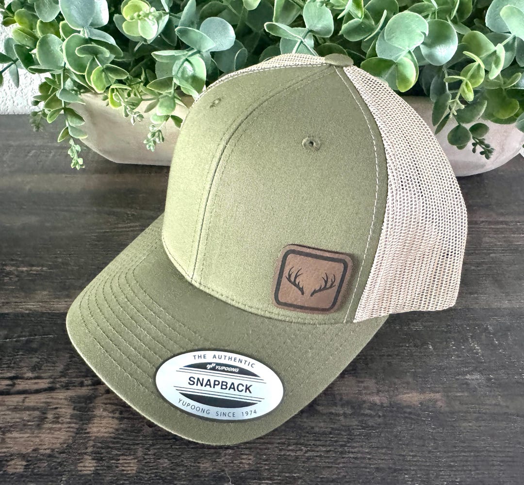 Deer Antlers Hat – Snapback or Trucker Cap for Hunters and Outdoorsmen ...