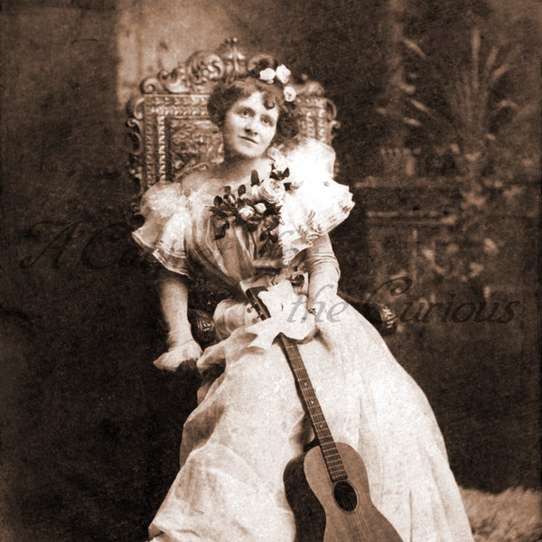 Victorian Lady - Etsy