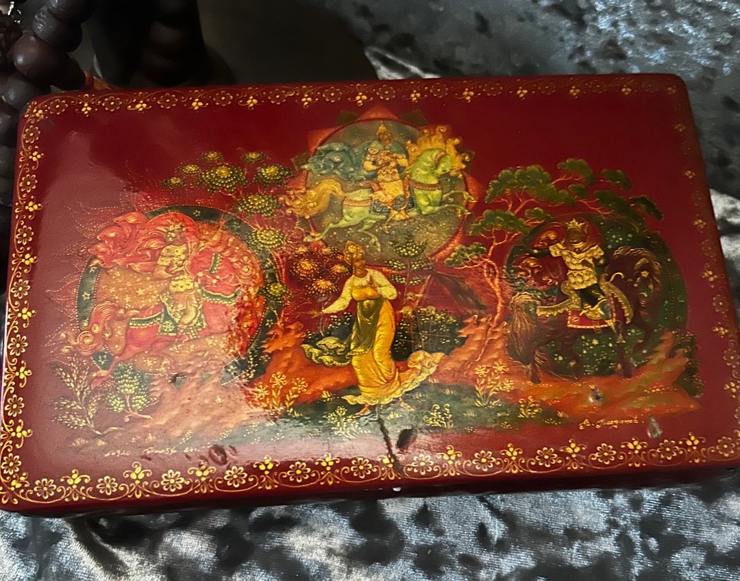 Vintage Red Russian Lacquer Box Signed - Etsy