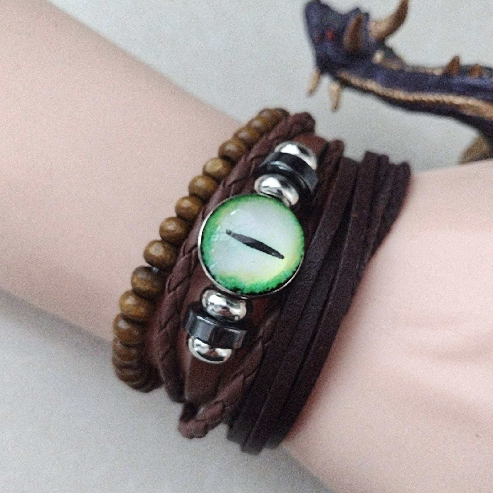 Medieval Dragon Eye Bracelets, Cosplay Dragon's Eye Bracelets, DND Eye ...