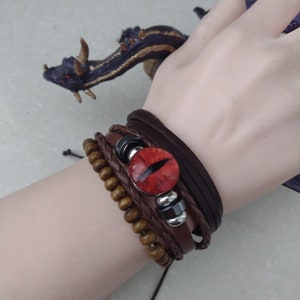 Medieval Dragon Eye Bracelets, Cosplay Dragon's Eye Bracelets, DND Eye ...