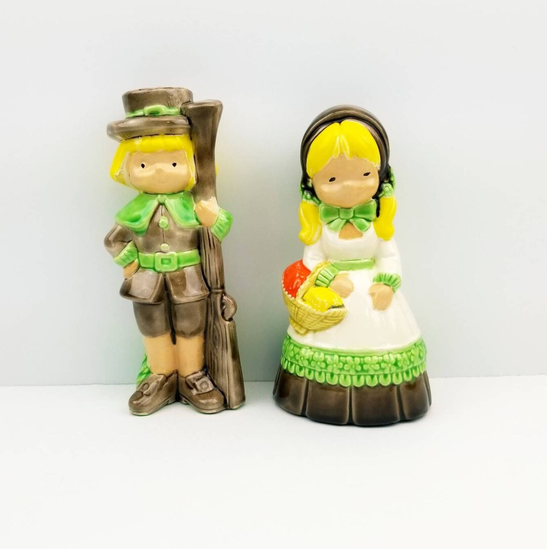 Vintage Pilgrim Children Figures 2 Statues. Ceramic Pilgrim Figurines ...