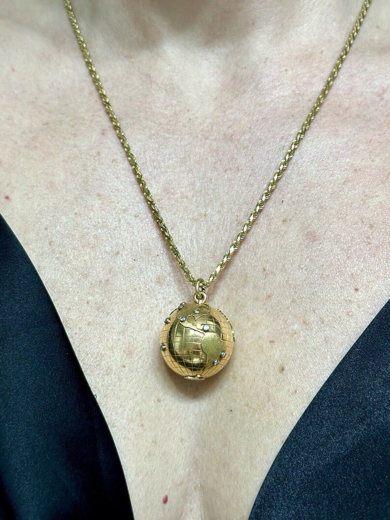 18K Gold 3D Ornate Gem Encrusted Globe Earth Travel Yellow Gold Charm ...