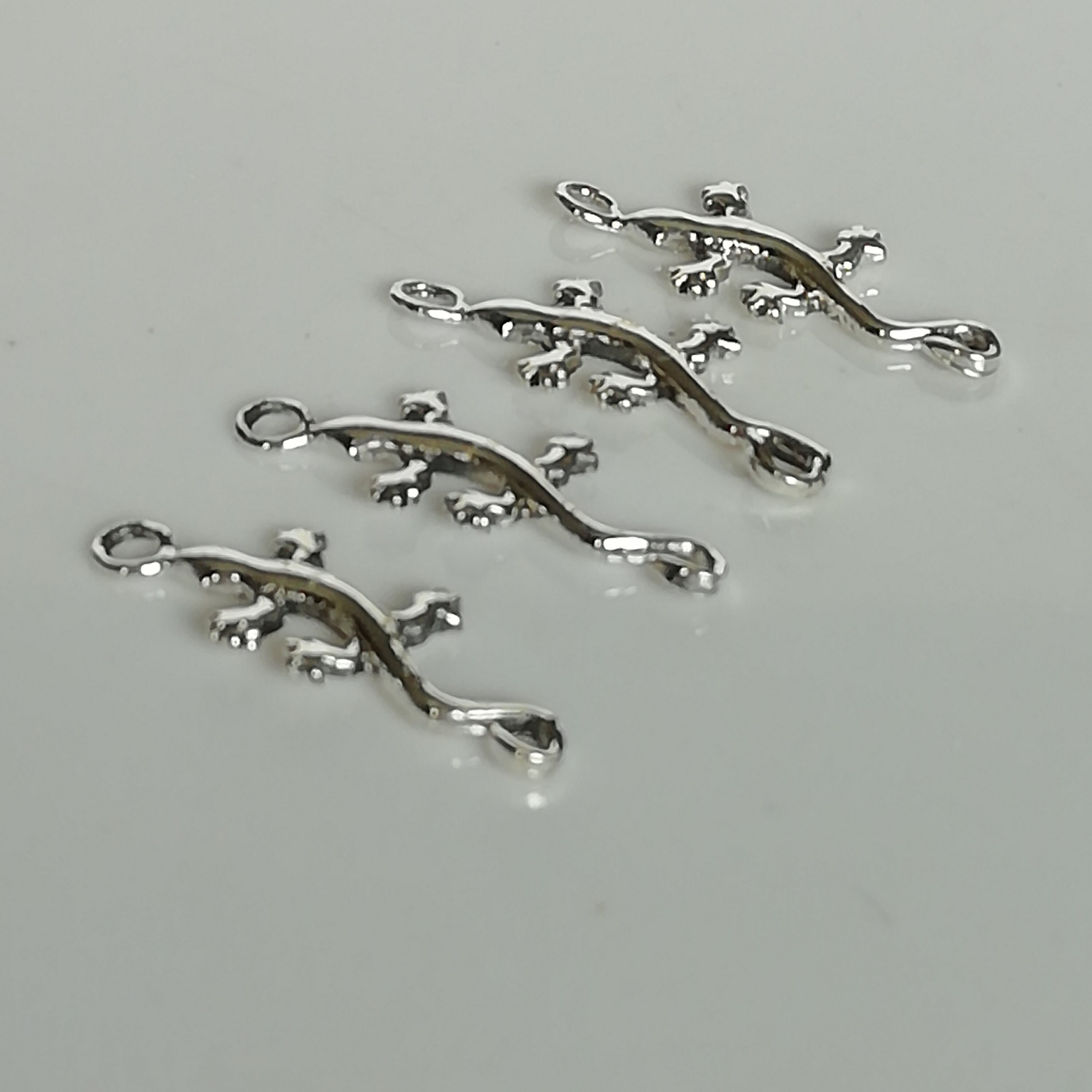 Sterling Silver Gecko Connector Silver Lizard Neck Connector - Etsy UK