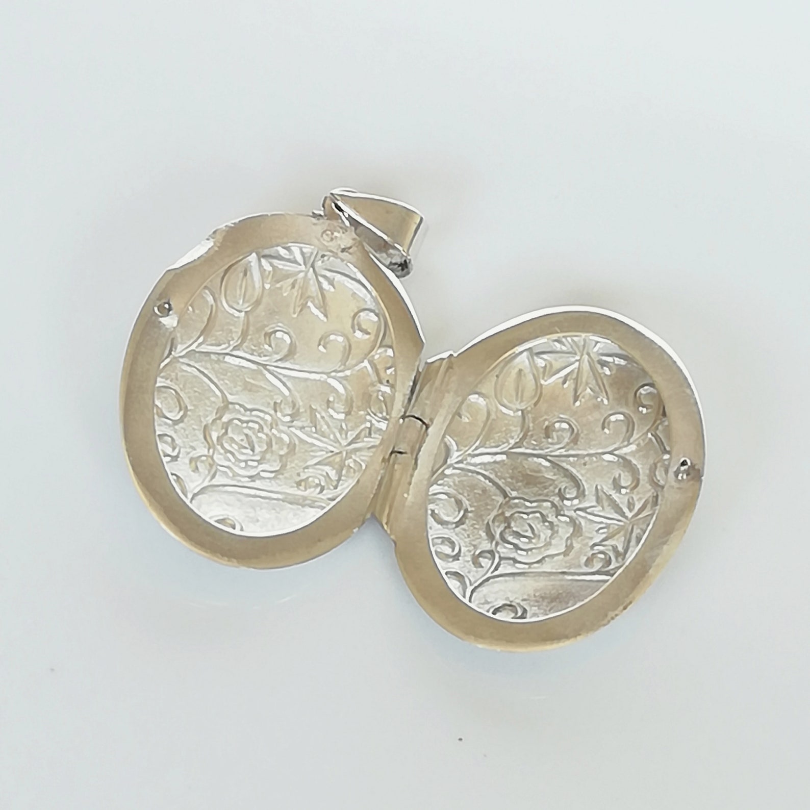 Silver Neck Locket Victorian Locket Photo Pendant Gift | Etsy