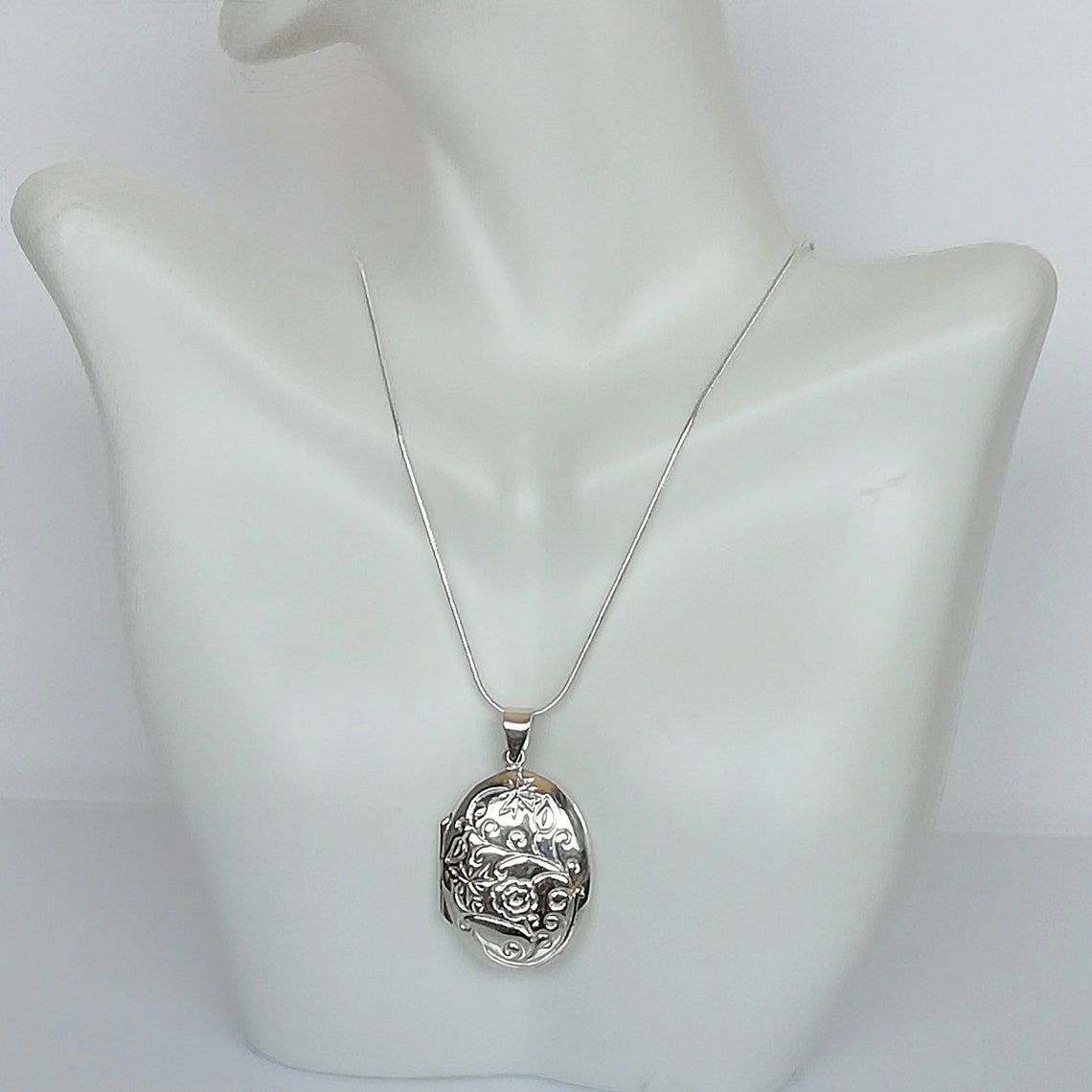 Silver Neck Locket Victorian Locket Photo Pendant Gift | Etsy