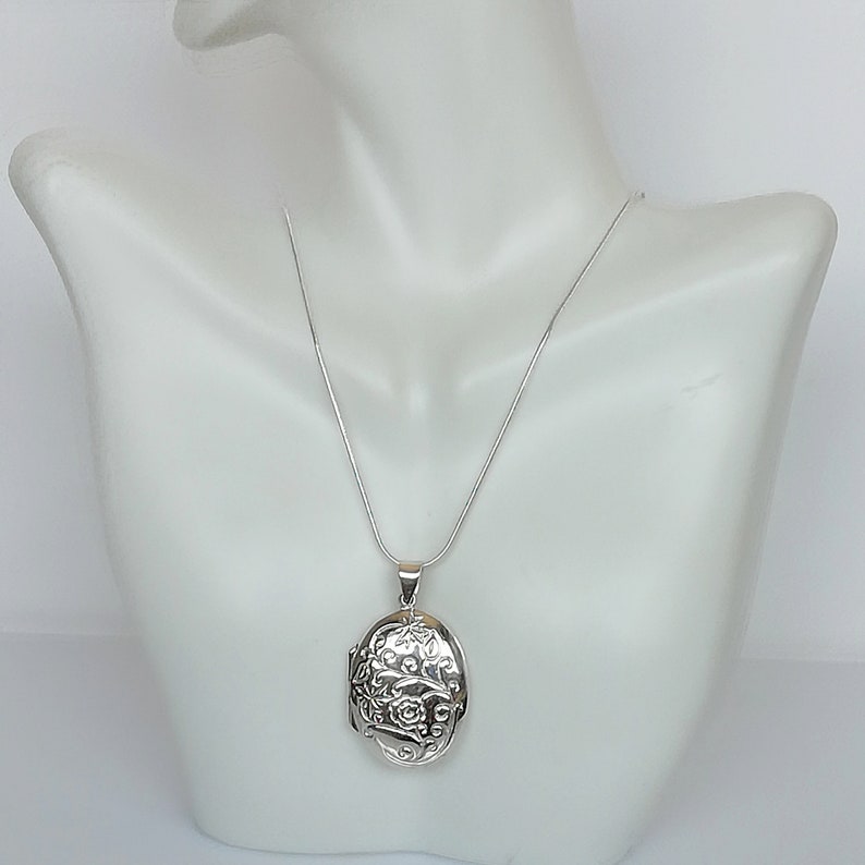 Silver Neck Locket Victorian Locket Photo Pendant Gift | Etsy