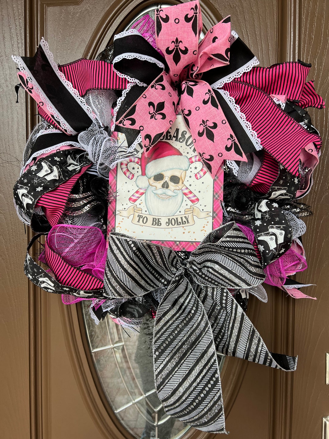 Pink and Black Gothmas Wreath, Skull Christmas Decor, Holiday Decor ...
