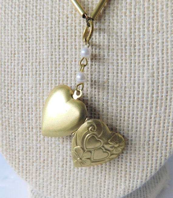 Small Gold Heart Vintage Locket, Double Embossed Hear… - Gem
