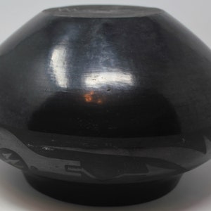 Truly Magnificent Large Signed Maria Martinez Black Pot From the 1920s ...