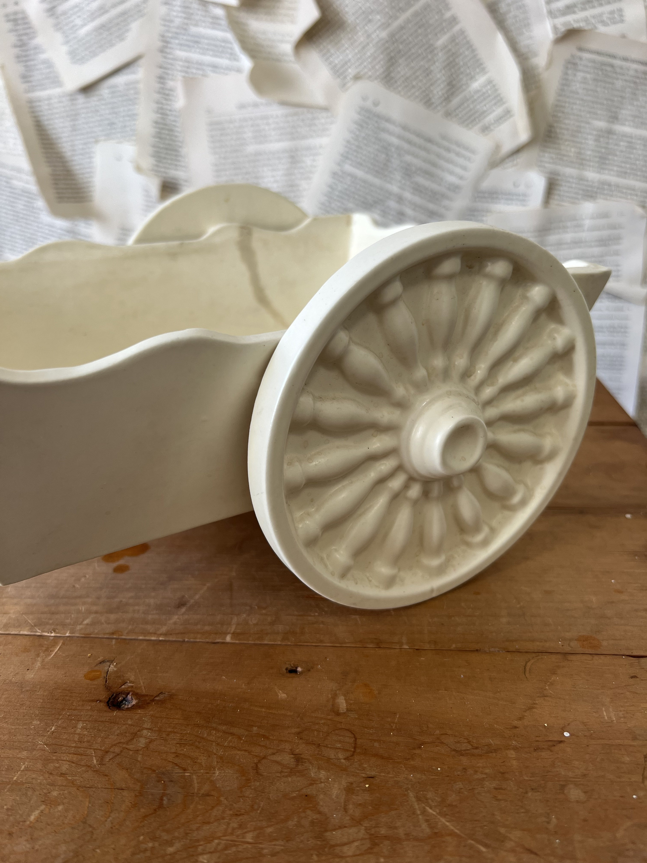 Vintage Ivory Wagon, Flower Cart Red Wing Planter 12x8 Red Wing Pottery ...