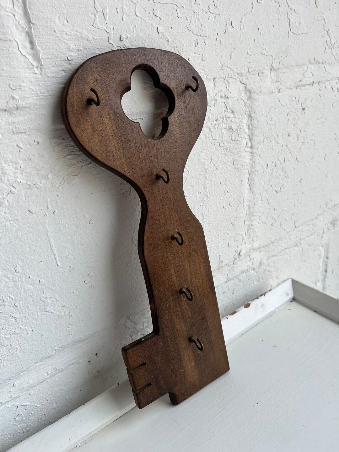 Vintage Wooden Key Holder 12” | Vintage Keys, Vintage Style, Wooden ...