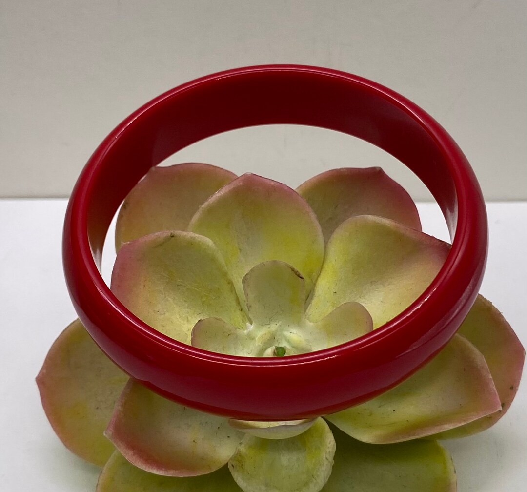 Vintage Red Bakelite Bangle Bracelet - Etsy
