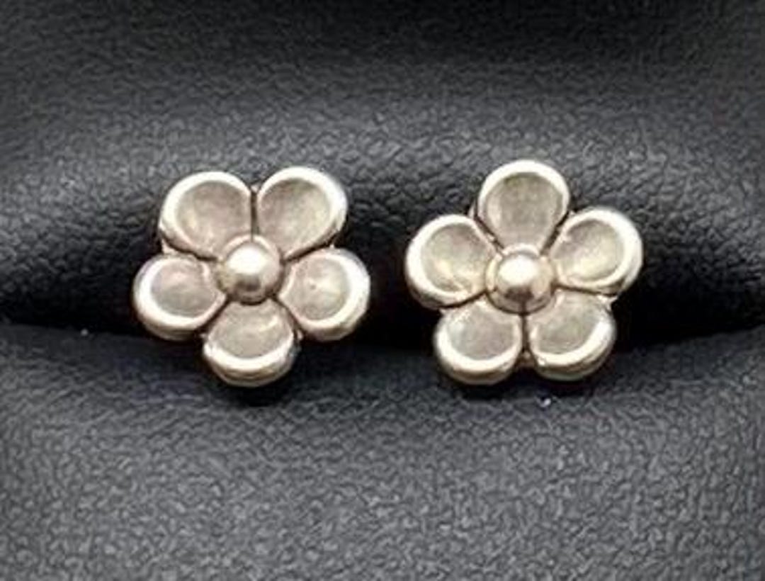 Vintage Brighton Silver Flower Stud Earrings - Etsy