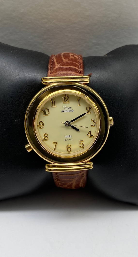 Classic timex ladies watch - Gem