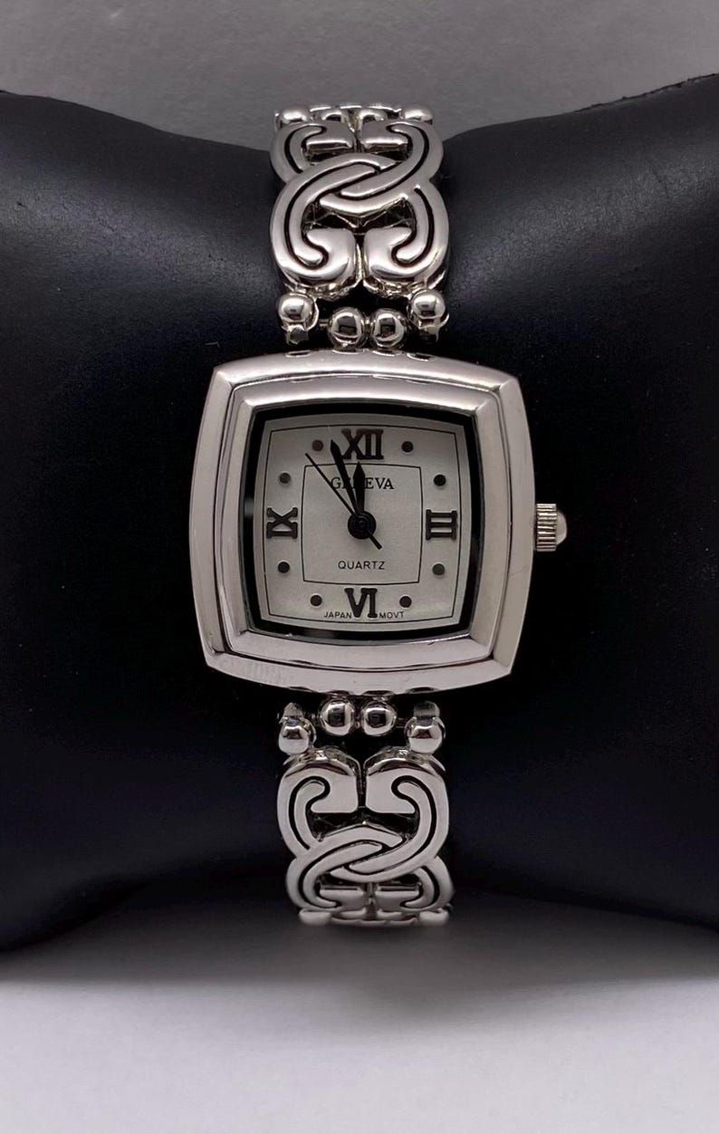 Vintage Geneva Silver Tone Quartz Women’s Watch - Etsy