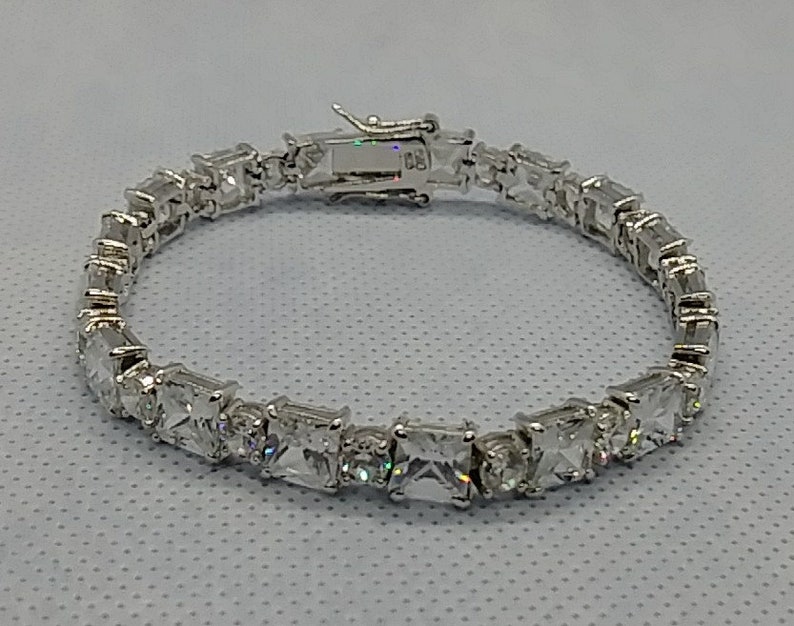 925 Sterling Silver Sparkling Princess Cut & Round Solitaire | Etsy