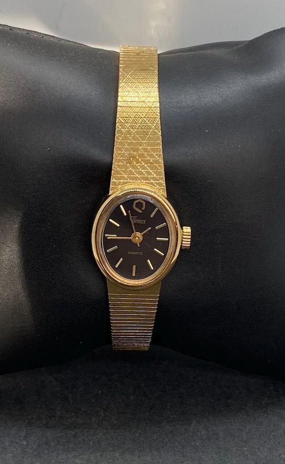vintage gold plated timex - Gem