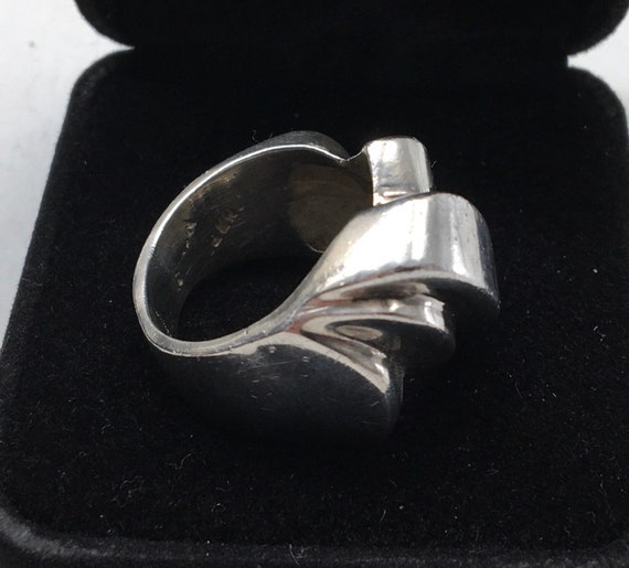 Vintage Sterling Silver Modernist Art Deco Ring - Gem