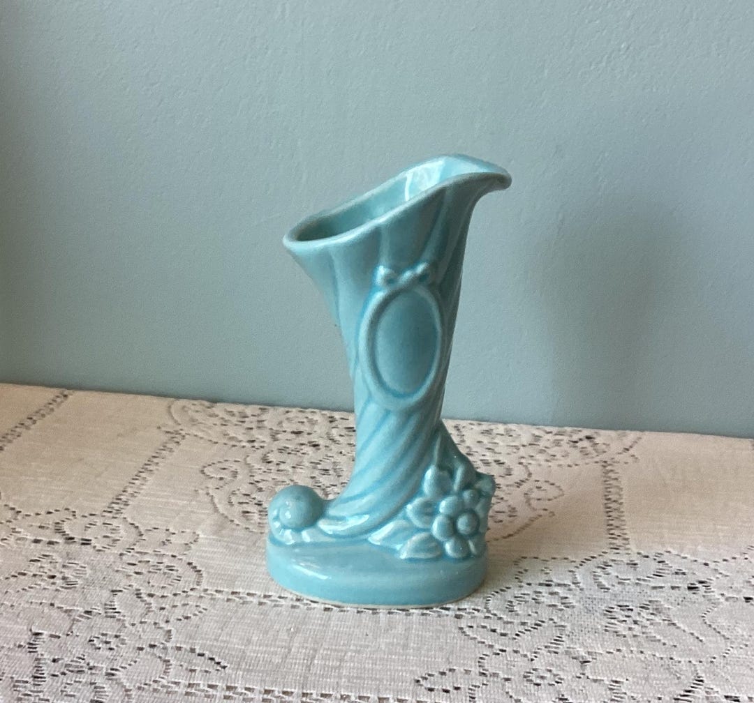 Pastel Cornucopia Green Vase, Vintage Teal Vase, Vintage 1930-50’s ...