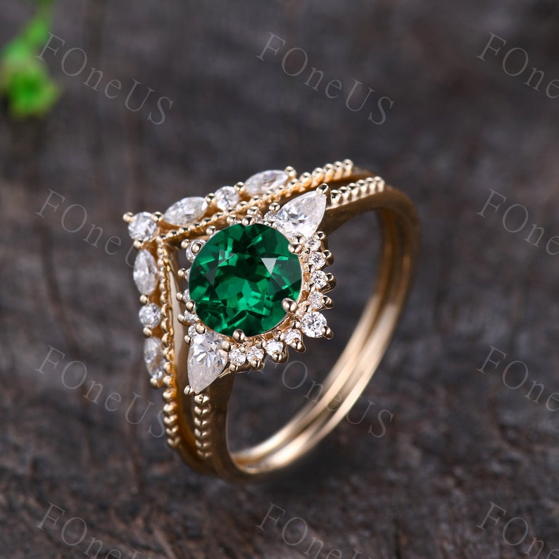Vintage Green Emerald Engagement Ring Set Unique Solid Gold Engagement ...